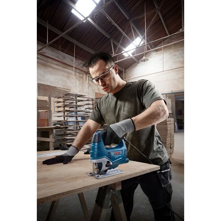 Лобзик Bosch Professional GST 750 купить в Кишиневе, Молдове | SMADSHOP.MD