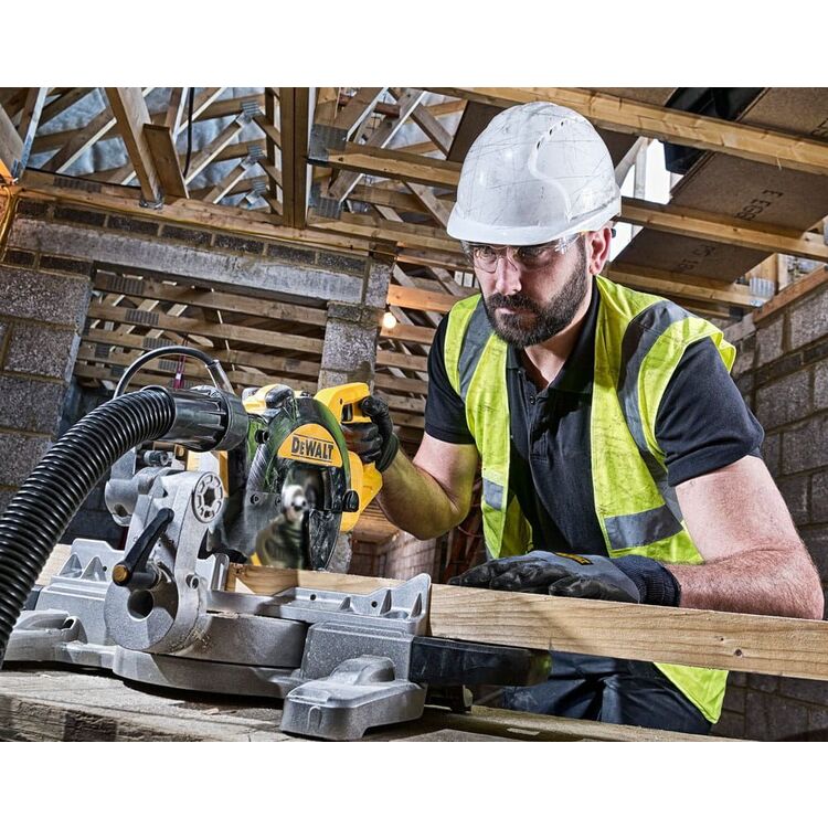 Пила торцовочная Dewalt DWS774-QS купить в Кишиневе, Молдове | SMADSHOP.MD